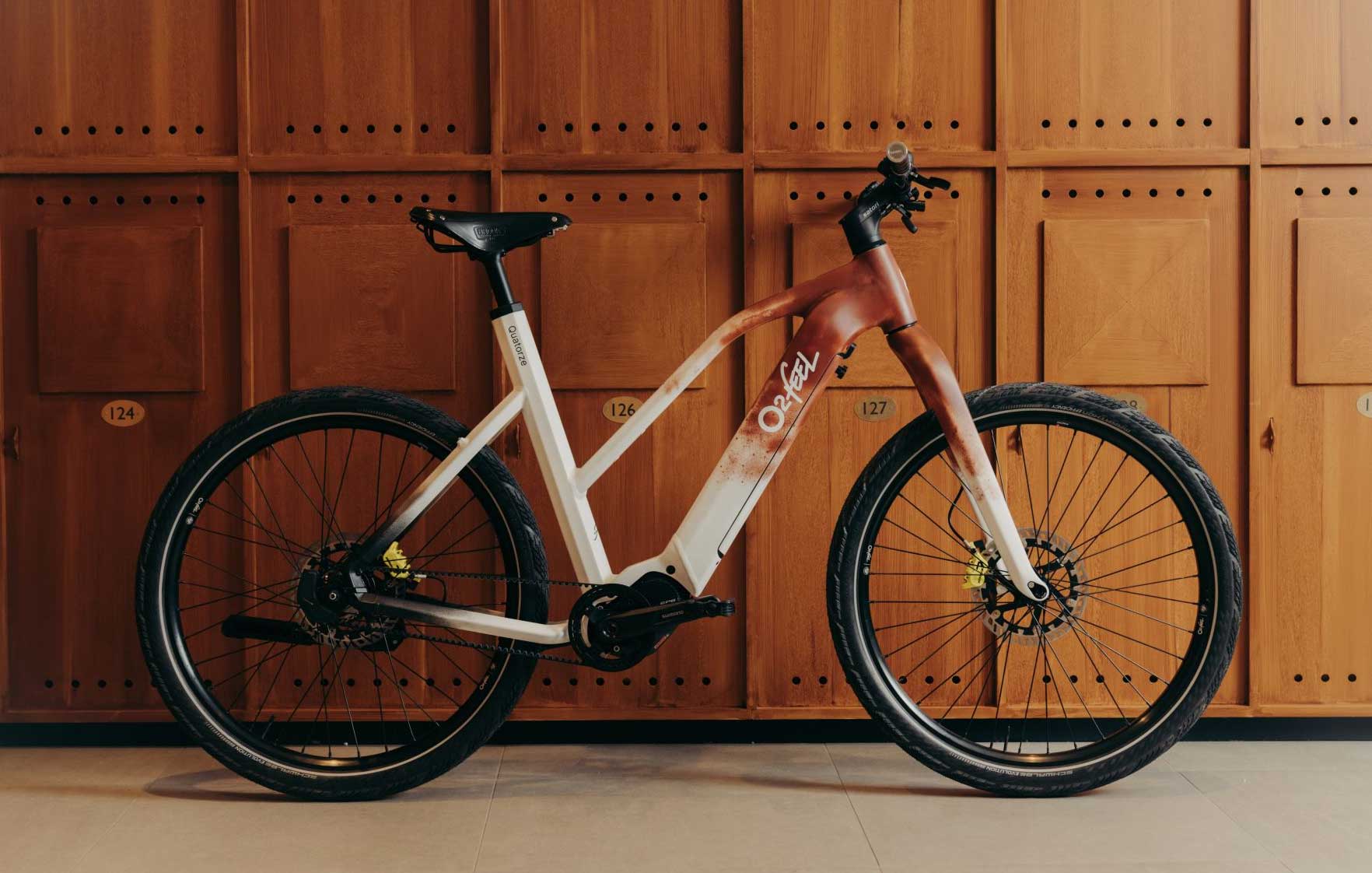 Lucas Pouille unveils the Quatorze O2feel special Rolland Garros electric bike